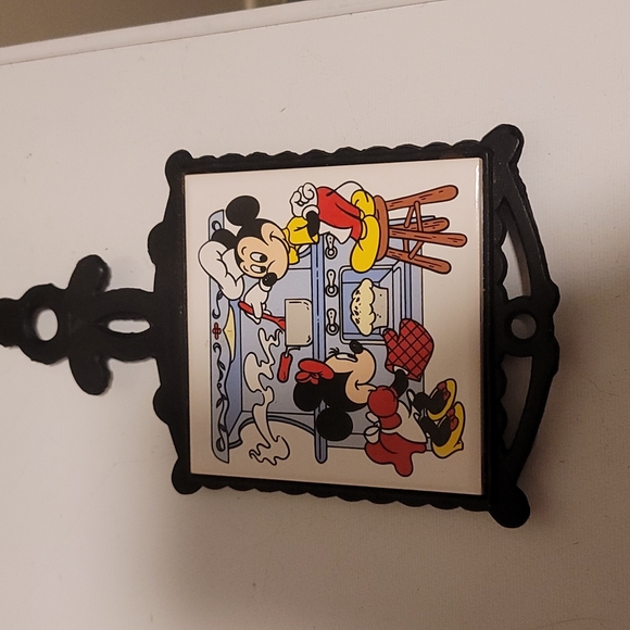 Disney | Kitchen | Final The Walt Disney Company Vintage Mickeyminnie ...